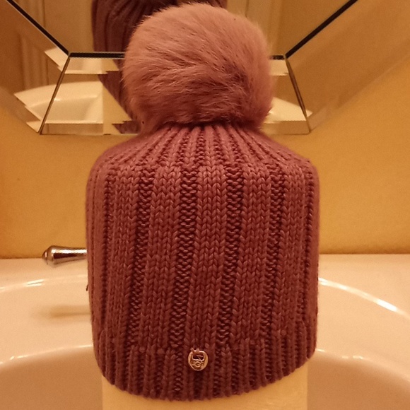 UGG | Accessories | Ugg Hat | Poshmark